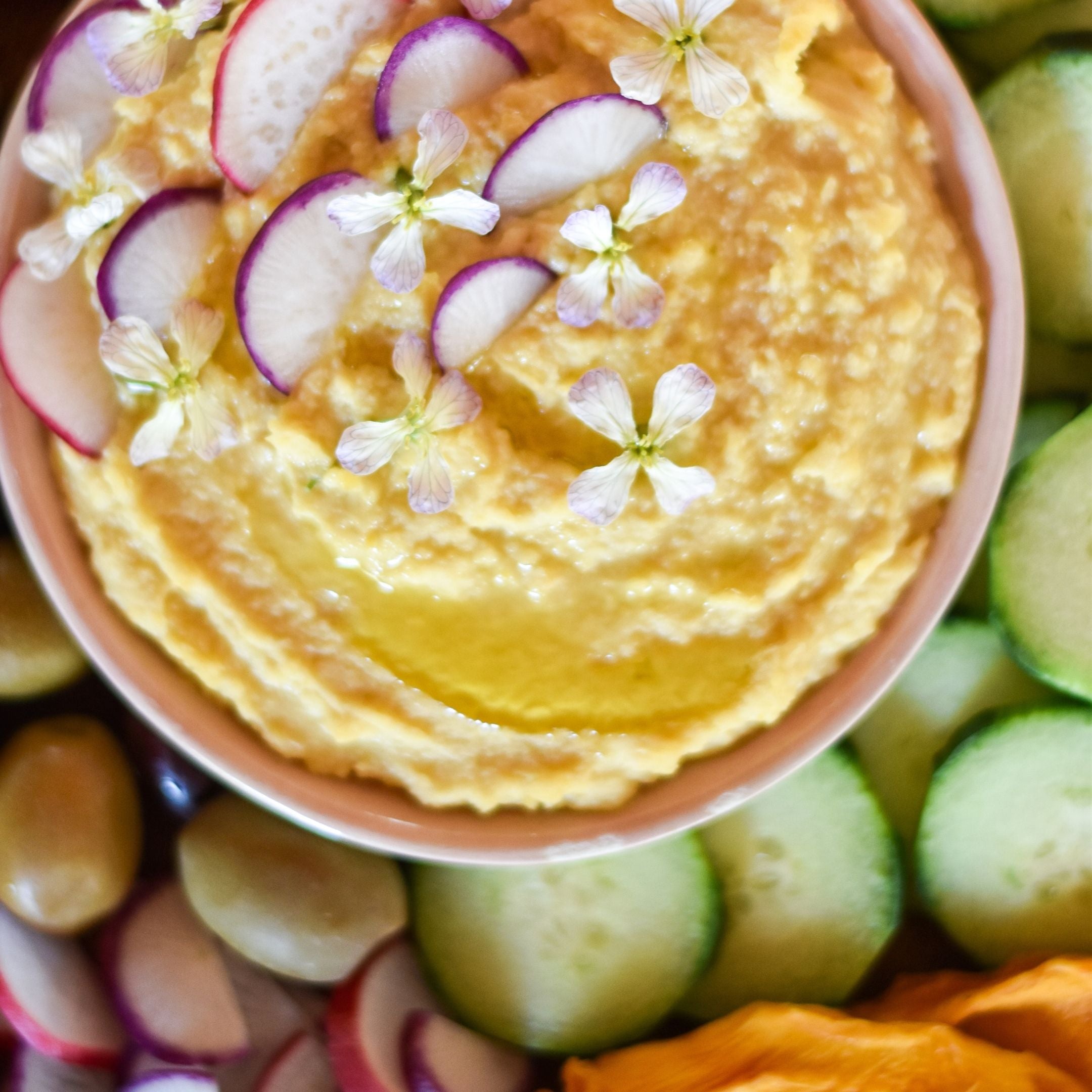 Creamy Garlic Hummus – Sun & Swell Foods
